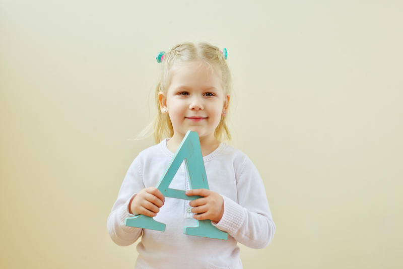 4009 Girl Names That Start With A (With Meanings and Popularity ...